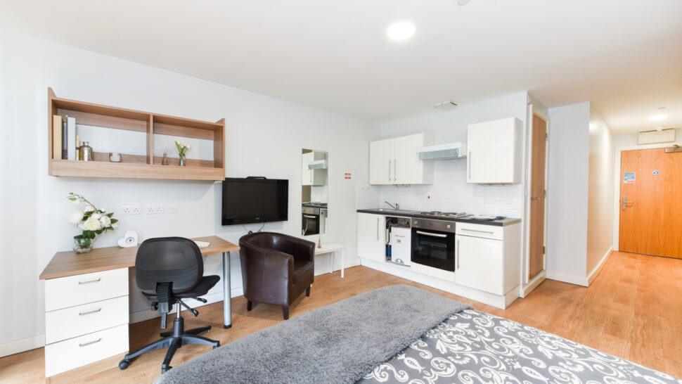 Quality apartments with Sulets at The Summit in Leicester